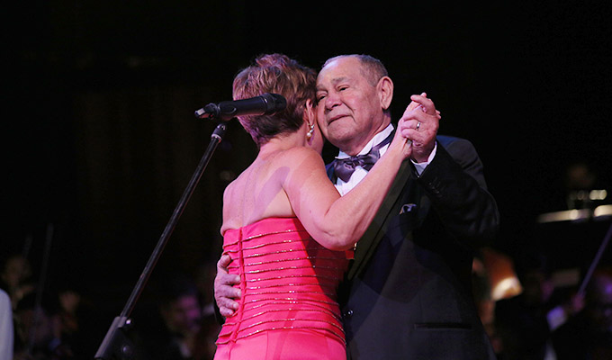 Así fue la presentacion de Memo Morales minutos antes de su muerte (video)