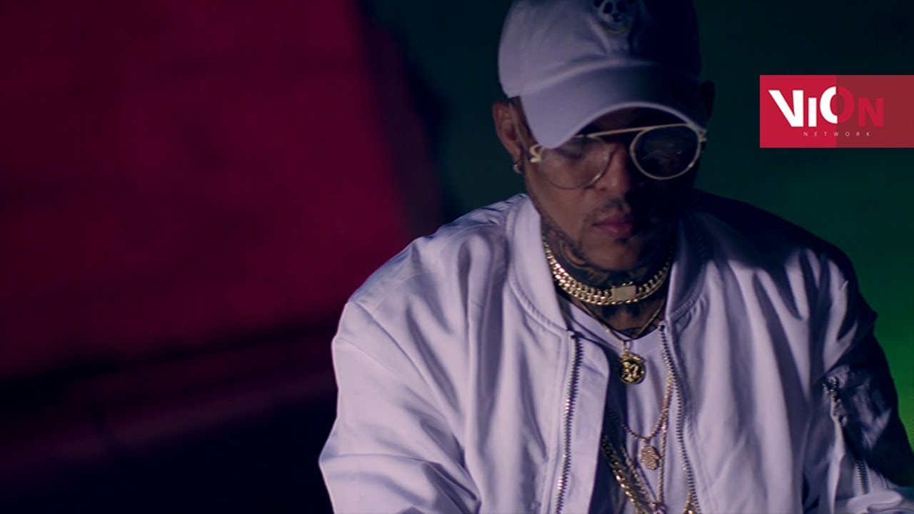 Mr. Saik interrumpió su presentación en Viña del Mar para disculparse ...