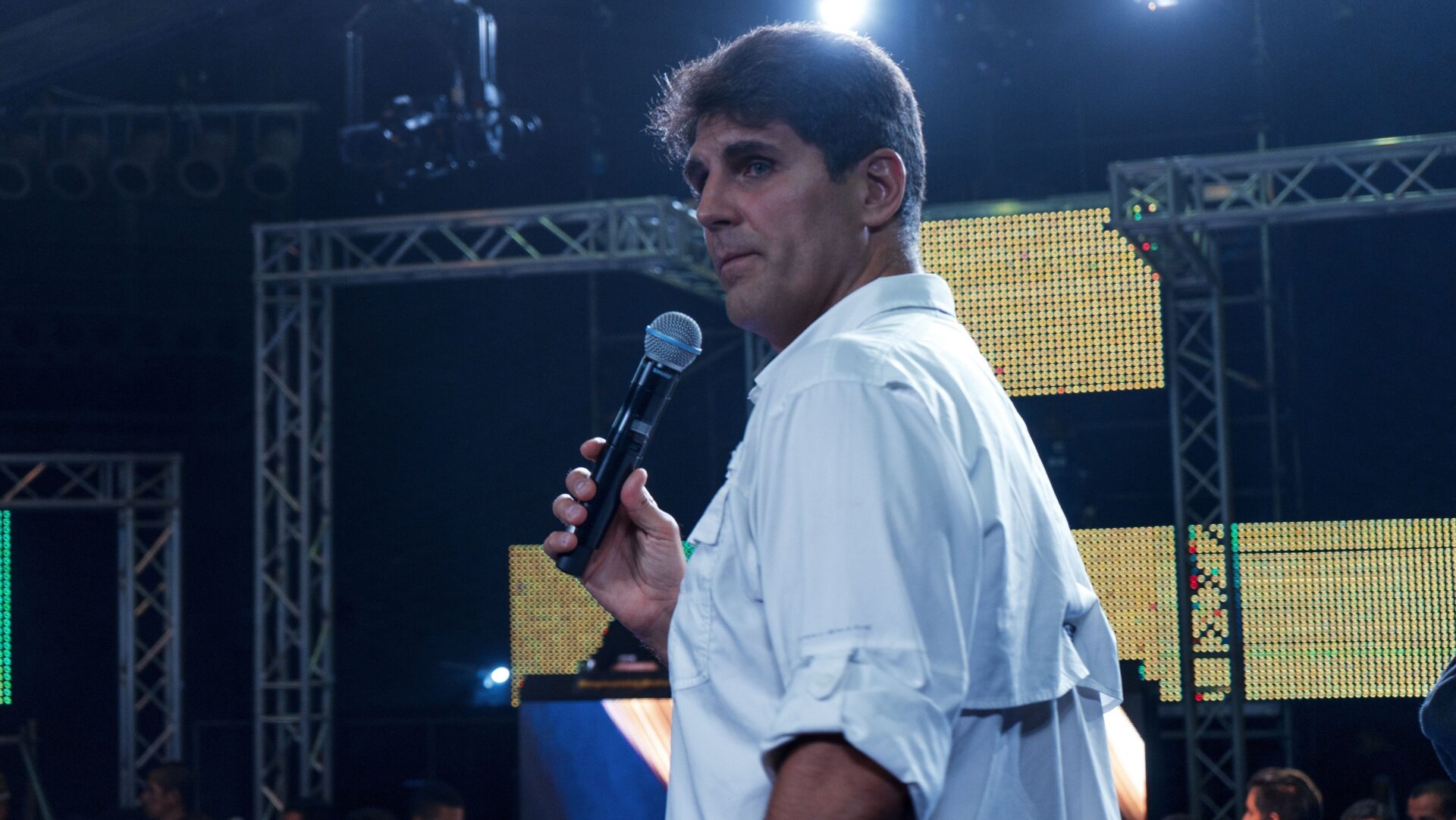 Simón Stern: “‘Primer Aplauso’ puede ser como ‘Operación Triunfo’”