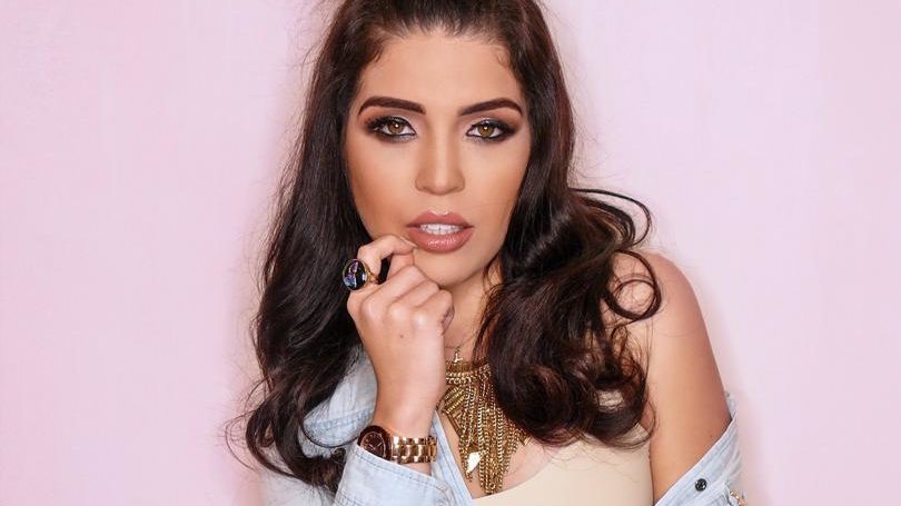 Yeny Guevara se prepara para el “III Encuentro con Yeny Blogger”