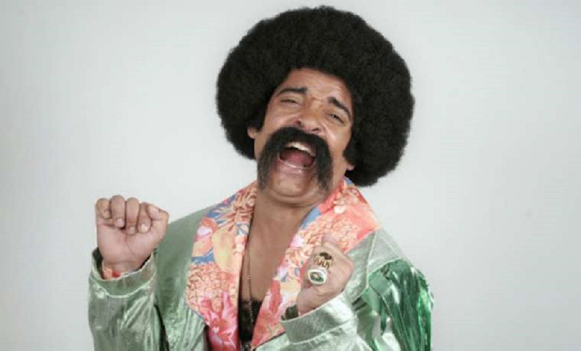 Charly Locote disfrutó Halloween haciendo de las suyas