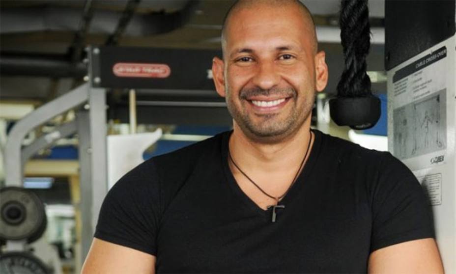 Richard Linares admitió que consumía drogas cuando era estríper