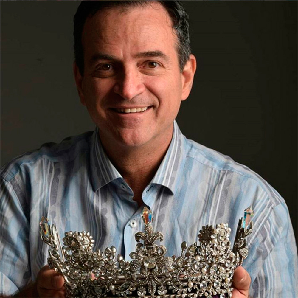 ¡De lujo! George Wittels se lució con los diseños de las coronas para ...