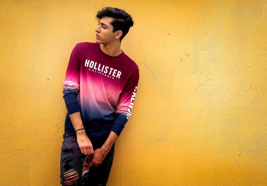 ¡Por todo lo alto! Mota cierra su 2020 celebrando su éxito artístico