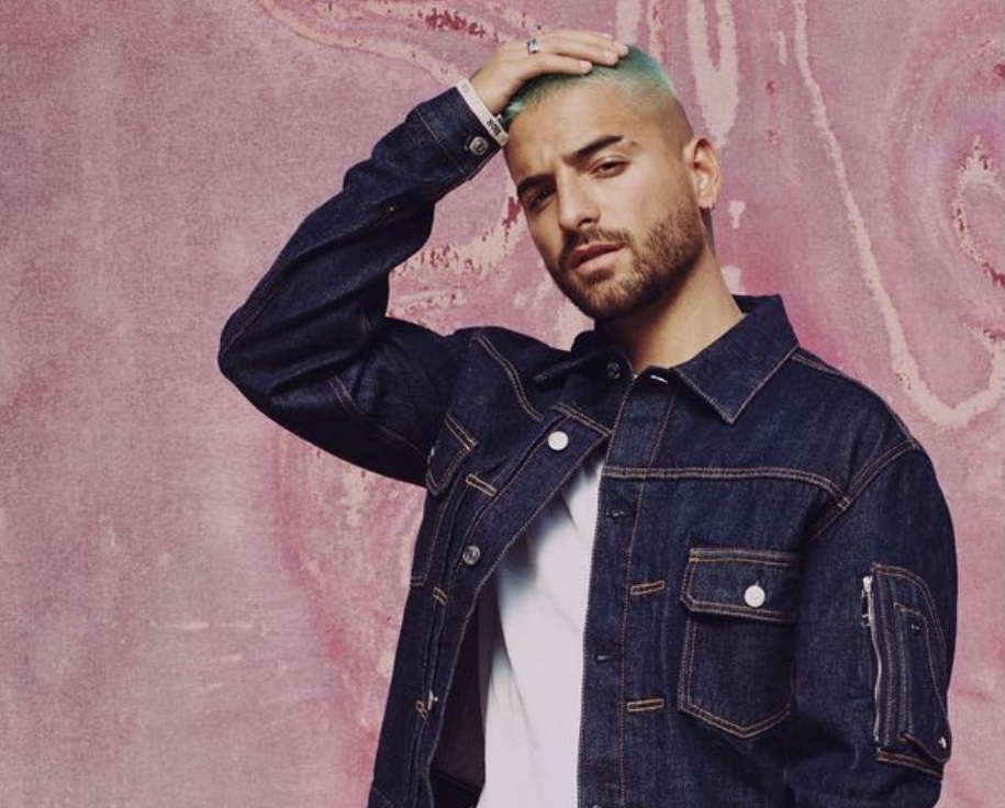 Maluma se convirtió en el primer hombre en posar para la portada de ...
