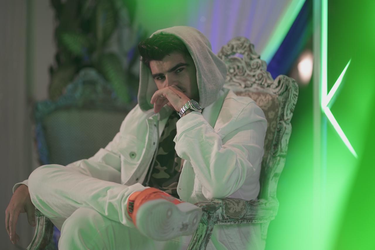 ¿Con amor? Jonathan Moly estrenó un tema dedicados a sus ex