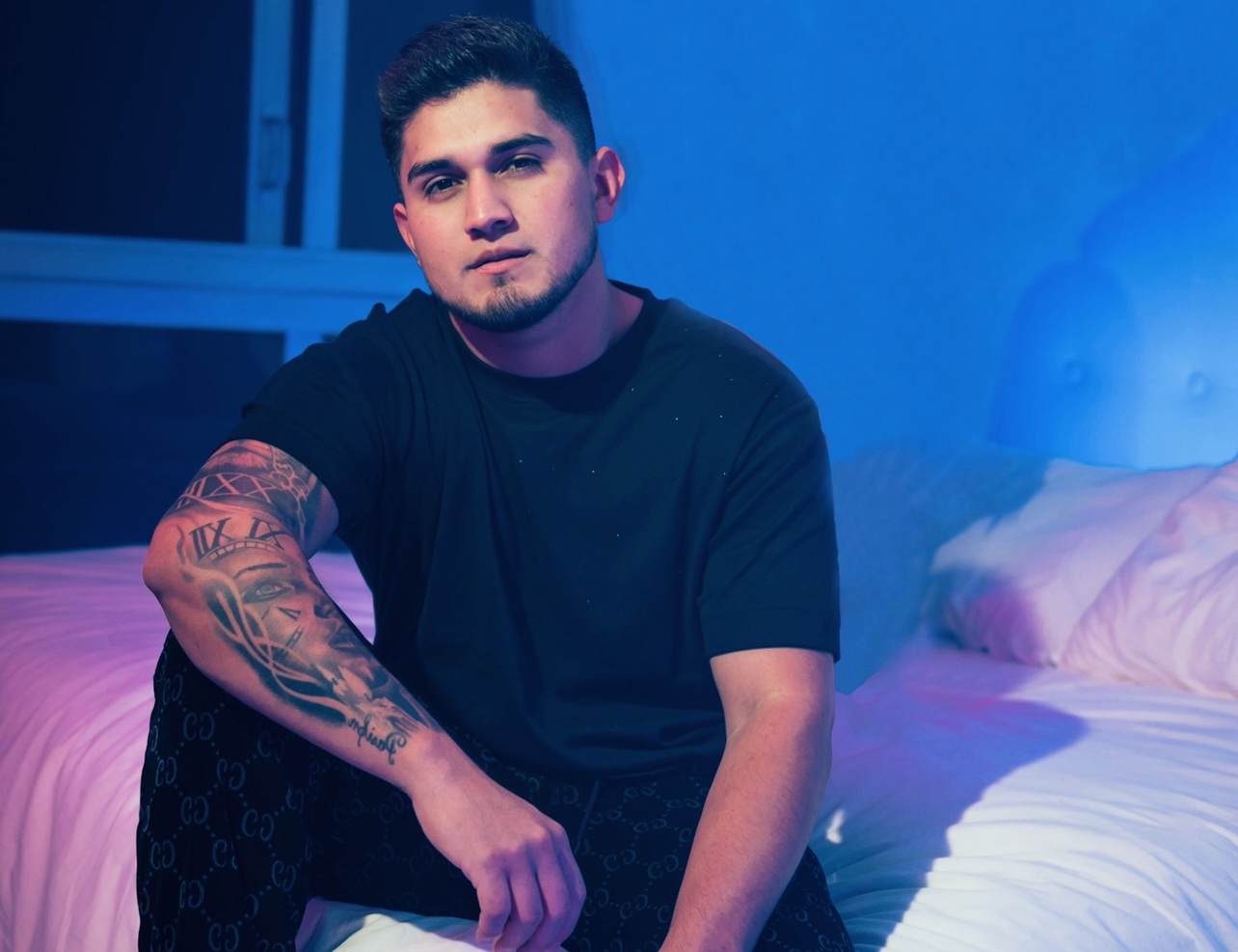Xelo causa furor con el estreno de “Perreándome”