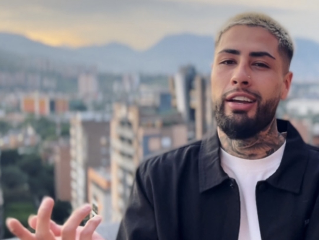 Dolce entrega "Rosas" con lo mejor de su sonido urbano