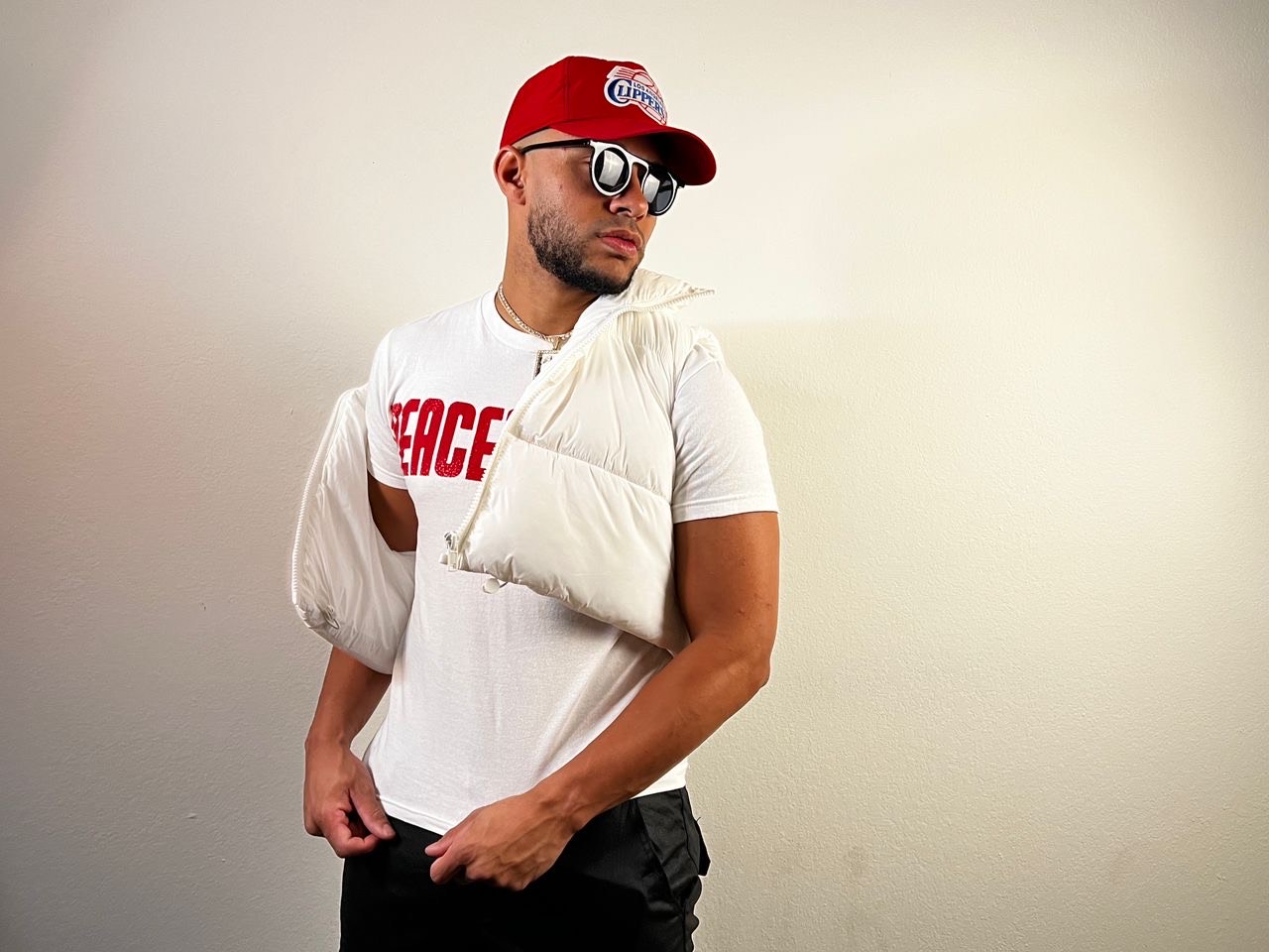 K Art presenta su nueva canción “Jeansito”