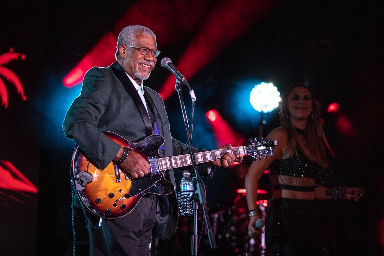 ¡Nueva presentación! Frank Quintero se reencuentra con Venezuela y ...