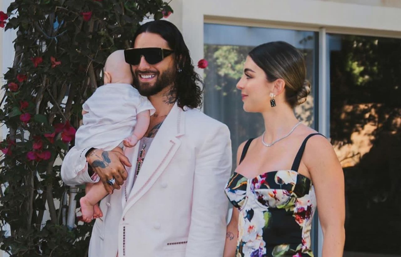 Paparazzis revelan el rostro de París, la hija de Maluma